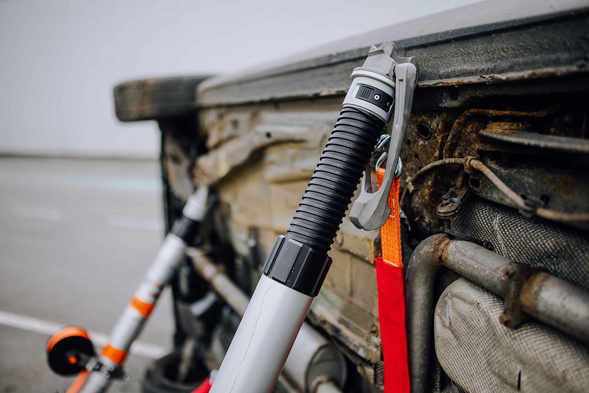 Vehicle shoring - Holmatro OmniShore